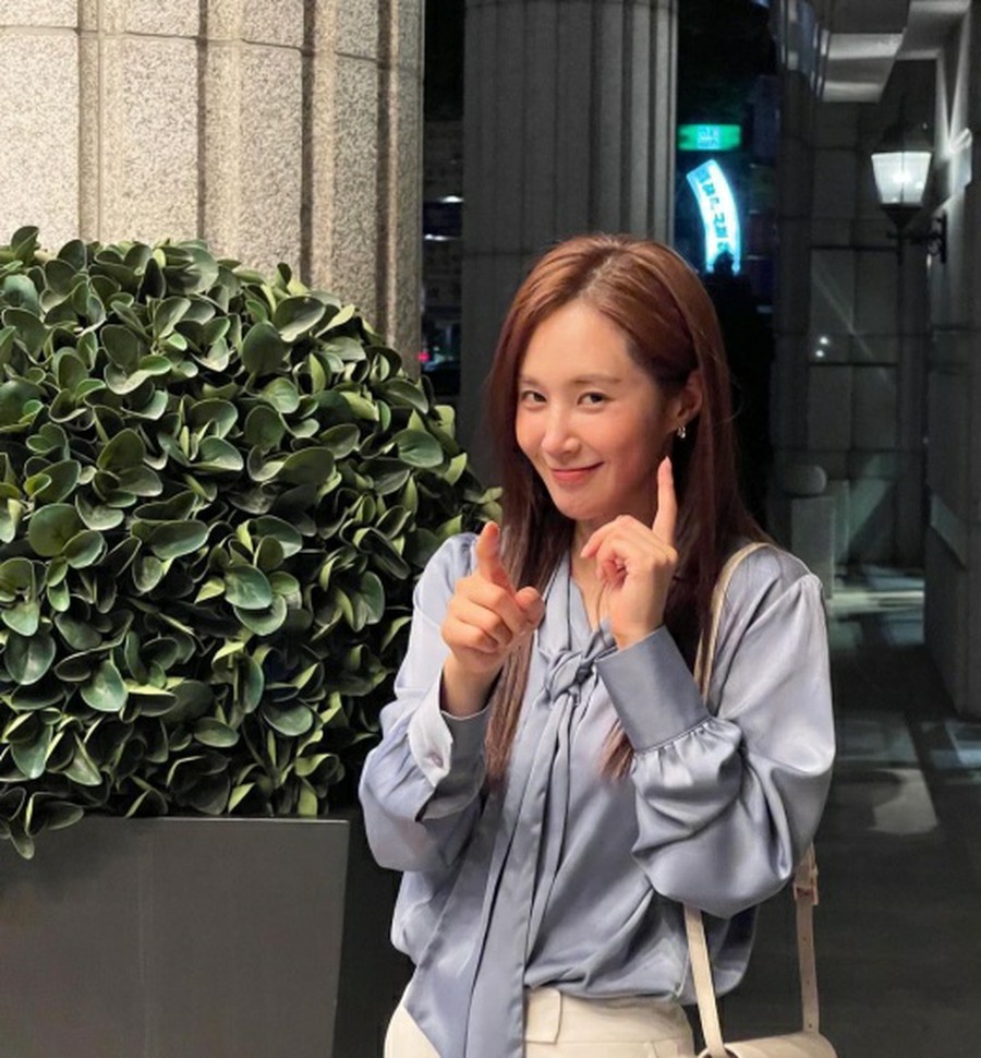 "SNSD (Girls' Generation)" YURI reveals her drunkenness?!...lovelyness in full bloom | wowKorea