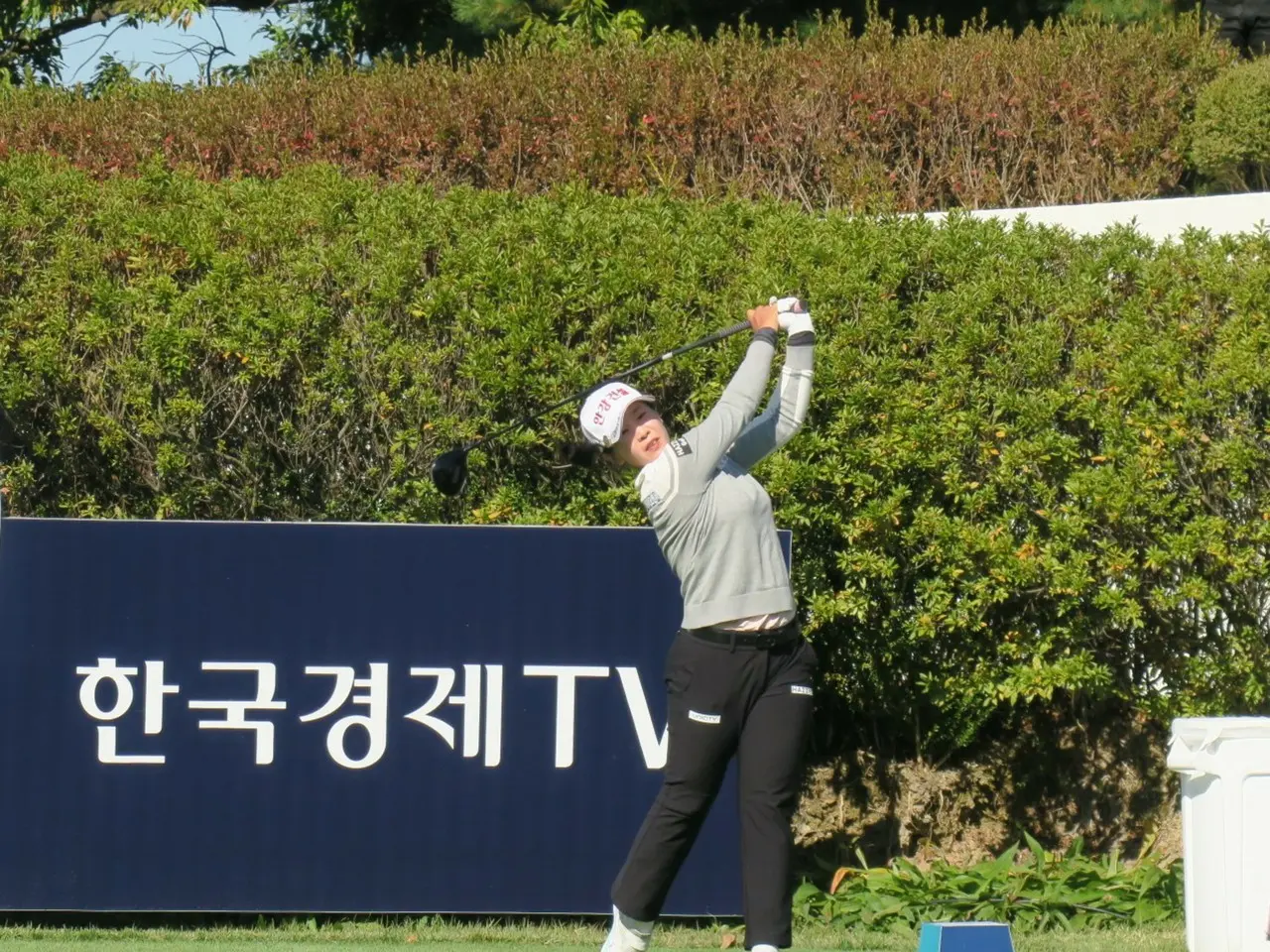 Lim Jin-hee becomes the first champion of the KLPGA ”sangsangin-Korean Economic TV Open” with no ...