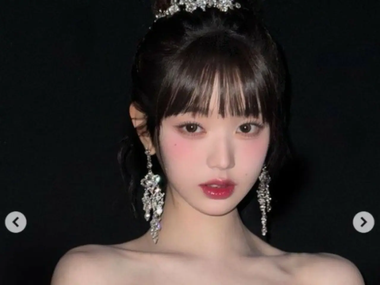 Jang Won Young (IVE) looks like a princess in a dress...goddess-like beauty | wowKorea