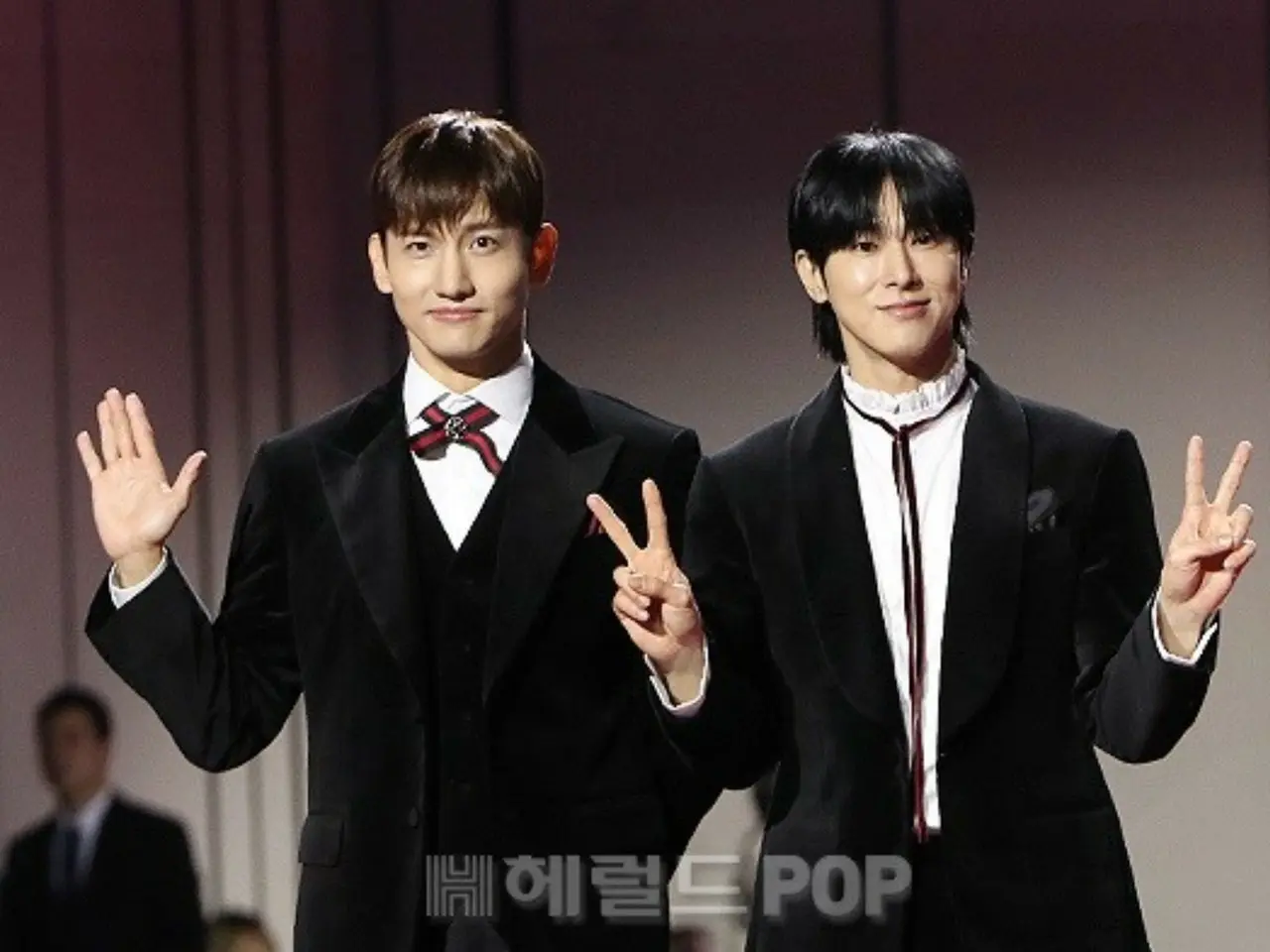 [Photo] ”TVXQ”, ”Stray Kids”, ”SHINee”, ”ATEEZ” and others exude an aura with their splendid ...