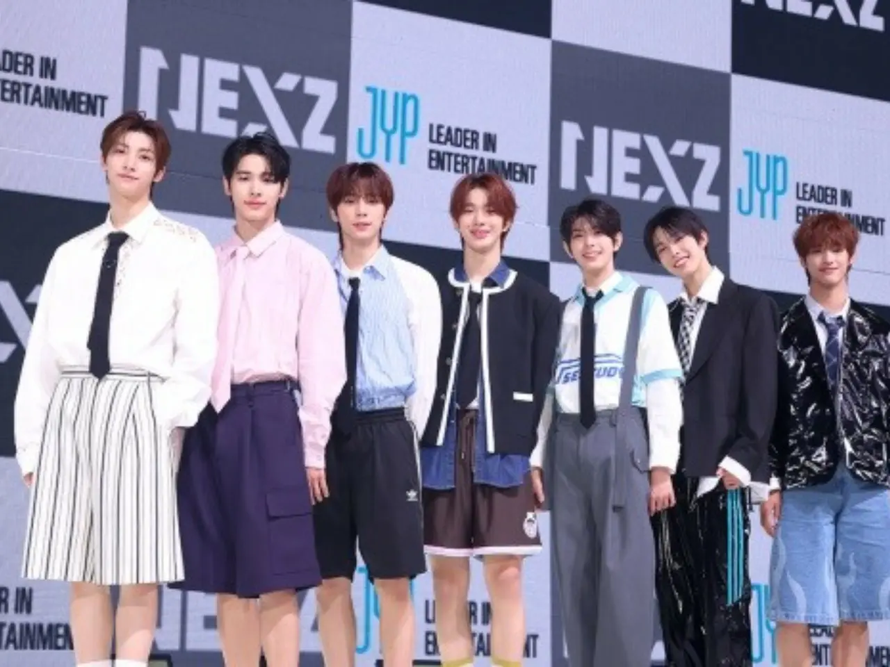 ”NEXZ”, JYP's first boy group in 6 years debuts... showcase success draws global attention ...