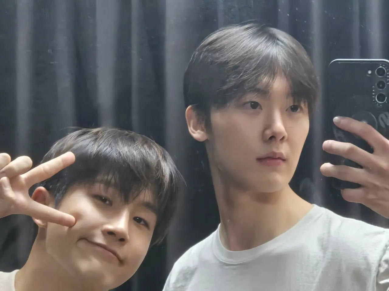 ”ASTRO” Jinjin and Yoon Sanha reveal refreshing visuals... ”It's been a while, Jinsan~” | wowKorea