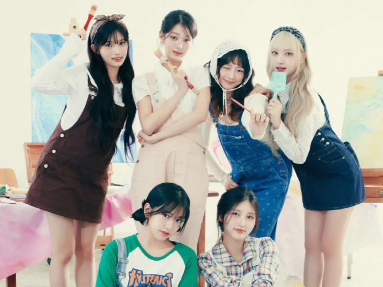 MZ Generation icon ”IVE” transforms into a painter | wowKorea