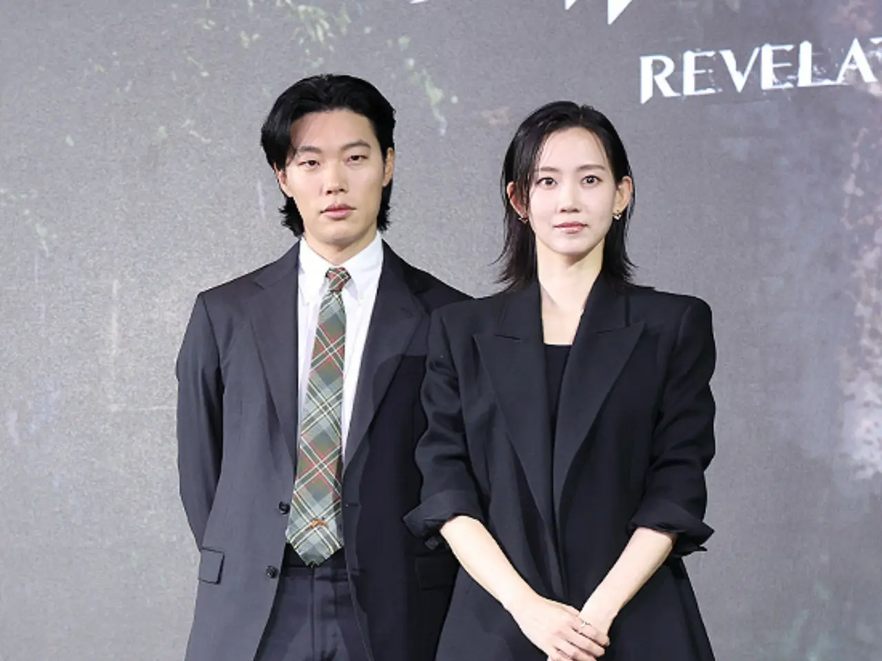 Movie ”Revelation”, Ryu Jun Yeol's ”Fateful Encounter with Shin Hyun Bin” | wowKorea